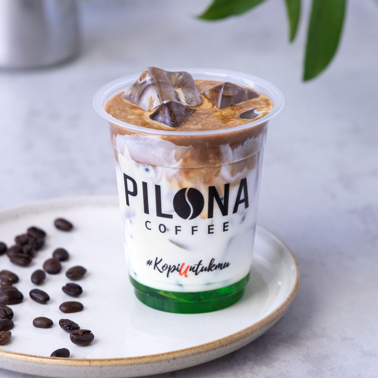 Iced Pandan Coffee Latte-Pilona Coffee